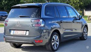 Grey Citroen Grand C4 Picasso 2014 in Taurage, with an engine capacity of 2.00 L and mileage of 263 thousand km for 5500 €, photo 6 on AUTOMOTO.COM.LV
