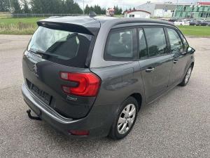 Grey Citroen Grand C4 Picasso 2014 in Marijampole, with an engine capacity of 1.56 L and mileage of 291 thousand km for 3000 €, photo 4 on AUTOMOTO.COM.LV