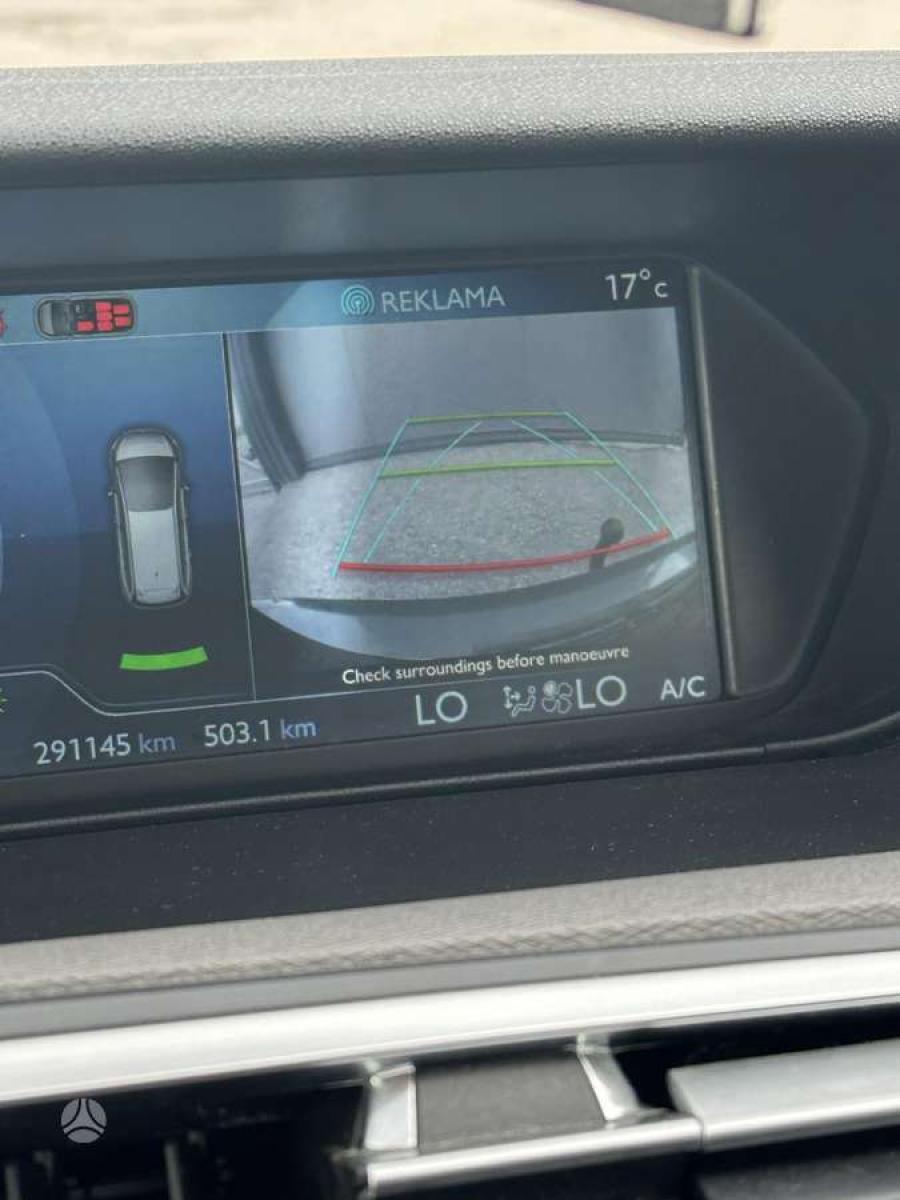 Grey Citroen Grand C4 Picasso 2014 in Marijampole, with an engine capacity of 1.56 L and mileage of 291 thousand km for 3000 €, photo 16 on AUTOMOTO.COM.LV