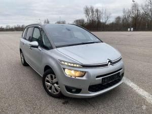Pelēks Citroen Grand C4 Picasso 2015 Marijampole, ar dzinēja tilpumu 1.56 L un nobraukumu 254 tūkst. km par 5900 €, foto 6 vietnē AUTOMOTO.COM.LV