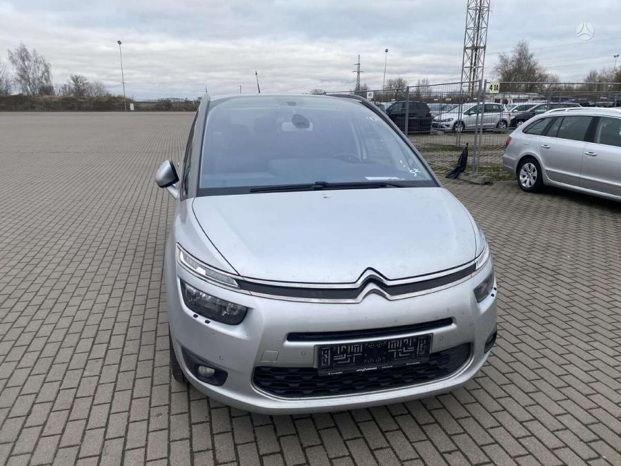 Pelēks Citroen Grand C4 Picasso 2015 Marijampole, ar dzinēja tilpumu 1.56 L un nobraukumu 254 tūkst. km par 5900 €, foto 8 vietnē AUTOMOTO.COM.LV