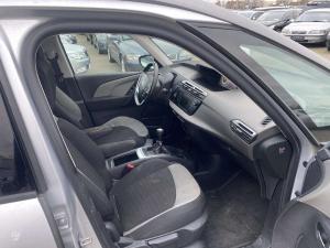 Pelēks Citroen Grand C4 Picasso 2015 Marijampole, ar dzinēja tilpumu 1.56 L un nobraukumu 254 tūkst. km par 5900 €, foto 14 vietnē AUTOMOTO.COM.LV