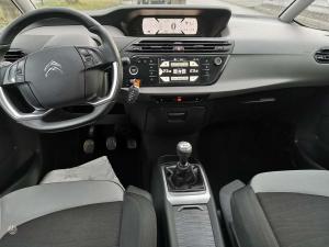Grey Citroen Grand C4 Picasso 2015 in Kaunas, with an engine capacity of 1.56 L and mileage of 250 thousand km for 5500 €, photo 10 on AUTOMOTO.COM.LV