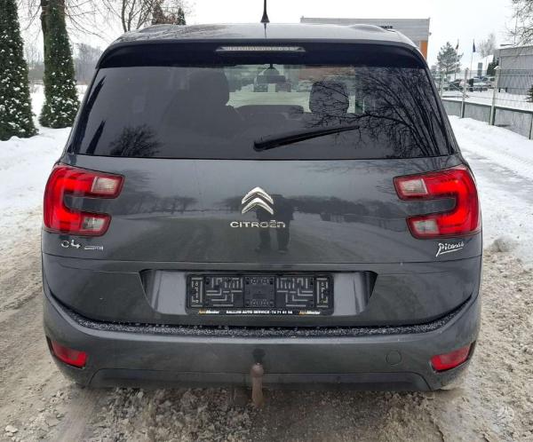 Pelēks Citroen Grand C4 Picasso 2015 Tauragė, ar dzinēja tilpumu 1.56 L un nobraukumu 235 tūkst. km par 5000 €, foto 6 vietnē AUTOMOTO.COM.LV