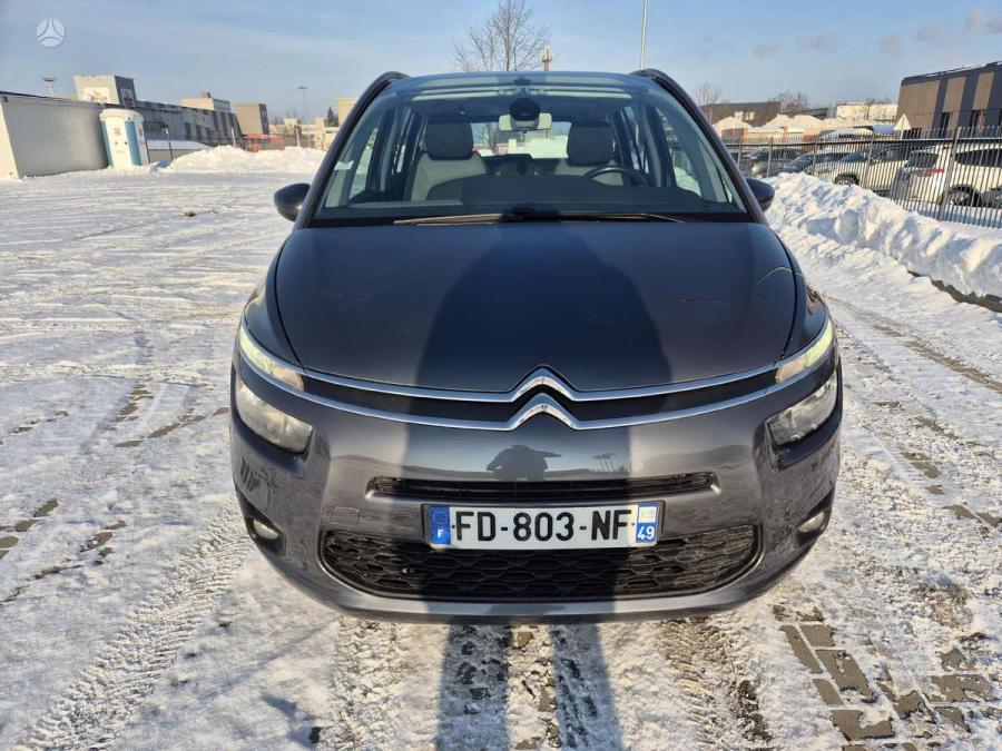 Pelēks Citroen Grand C4 Picasso 2015 Kauņa, ar dzinēja tilpumu 1.56 L un nobraukumu 253 tūkst. km par 5400 €, foto 2 vietnē AUTOMOTO.COM.LV