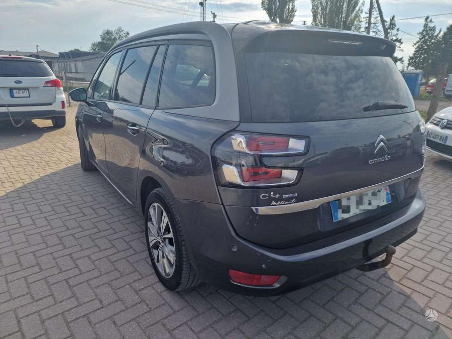 Pelēks Citroen Grand C4 Picasso 2015 Tauragė, ar dzinēja tilpumu 2.00 L un nobraukumu 210 tūkst. km par 5800 €, foto 8 vietnē AUTOMOTO.COM.LV