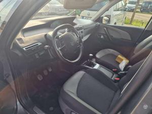 Pelēks Citroen Grand C4 Picasso 2015 Tauragė, ar dzinēja tilpumu 2.00 L un nobraukumu 210 tūkst. km par 5800 €, foto 17 vietnē AUTOMOTO.COM.LV