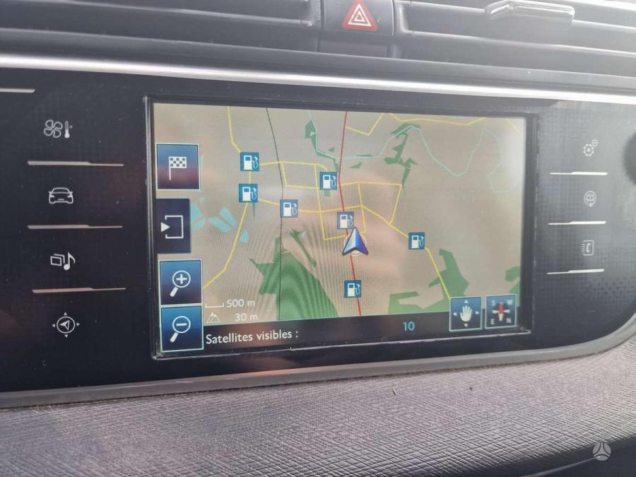 Pelēks Citroen Grand C4 Picasso 2015 Tauragė, ar dzinēja tilpumu 2.00 L un nobraukumu 210 tūkst. km par 5800 €, foto 22 vietnē AUTOMOTO.COM.LV