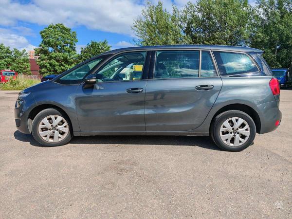 Grey Citroen Grand C4 Picasso 2015 in Kaunas, with an engine capacity of 1.56 L and mileage of 174 thousand km for 2200 €, photo 10 on AUTOMOTO.COM.LV