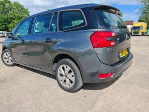 Pelēks Citroen Grand C4 Picasso 2015 Kauņa, ar dzinēja tilpumu 1.56 L un nobraukumu 174 tūkst. km par 2200 €, foto 13 vietnē AUTOMOTO.COM.LV