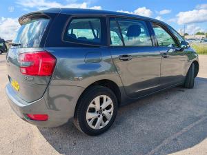 Pelēks Citroen Grand C4 Picasso 2015 Kauņa, ar dzinēja tilpumu 1.56 L un nobraukumu 174 tūkst. km par 2200 €, foto 21 vietnē AUTOMOTO.COM.LV