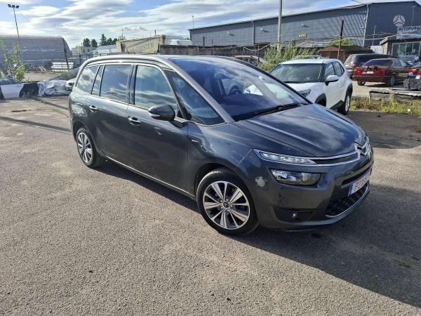 Pelēks Citroen Grand C4 Picasso 2015 Kauņa, ar dzinēja tilpumu 2.00 L un nobraukumu 203 tūkst. km par 6000 €, foto 5 vietnē AUTOMOTO.COM.LV