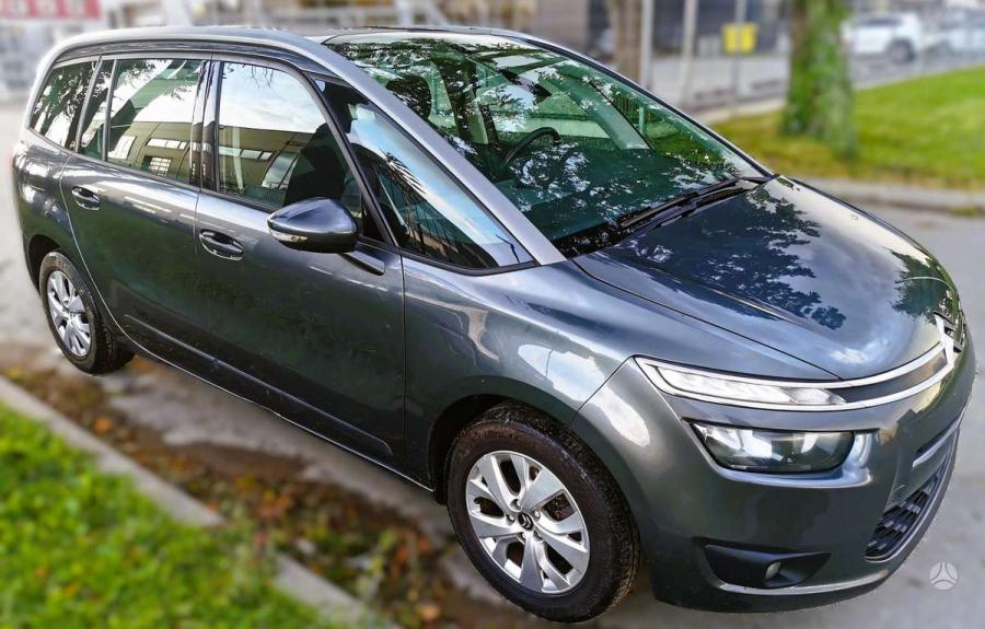 Pelēks Citroen Grand C4 Picasso 2015 Kauņa, ar dzinēja tilpumu 1.56 L un nobraukumu 250 tūkst. km par 4950 €, foto 1 vietnē AUTOMOTO.COM.LV