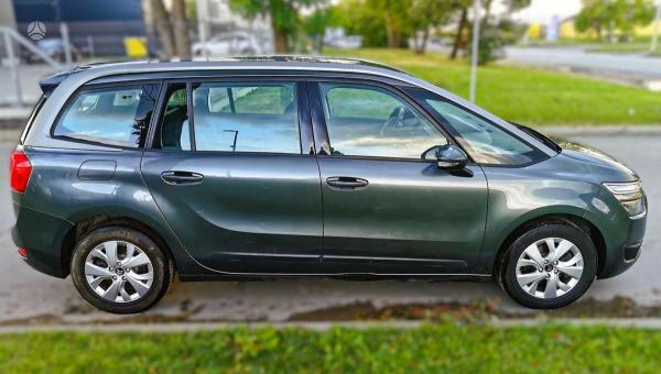 Pelēks Citroen Grand C4 Picasso 2015 Kauņa, ar dzinēja tilpumu 1.56 L un nobraukumu 250 tūkst. km par 4950 €, foto 5 vietnē AUTOMOTO.COM.LV