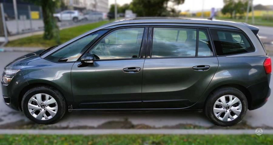 Pelēks Citroen Grand C4 Picasso 2015 Kauņa, ar dzinēja tilpumu 1.56 L un nobraukumu 250 tūkst. km par 4950 €, foto 6 vietnē AUTOMOTO.COM.LV