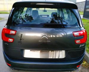 Pelēks Citroen Grand C4 Picasso 2015 Kauņa, ar dzinēja tilpumu 1.56 L un nobraukumu 250 tūkst. km par 4950 €, foto 8 vietnē AUTOMOTO.COM.LV