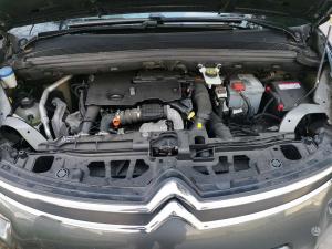 Pelēks Citroen Grand C4 Picasso 2015 Kauņa, ar dzinēja tilpumu 1.56 L un nobraukumu 250 tūkst. km par 4950 €, foto 11 vietnē AUTOMOTO.COM.LV