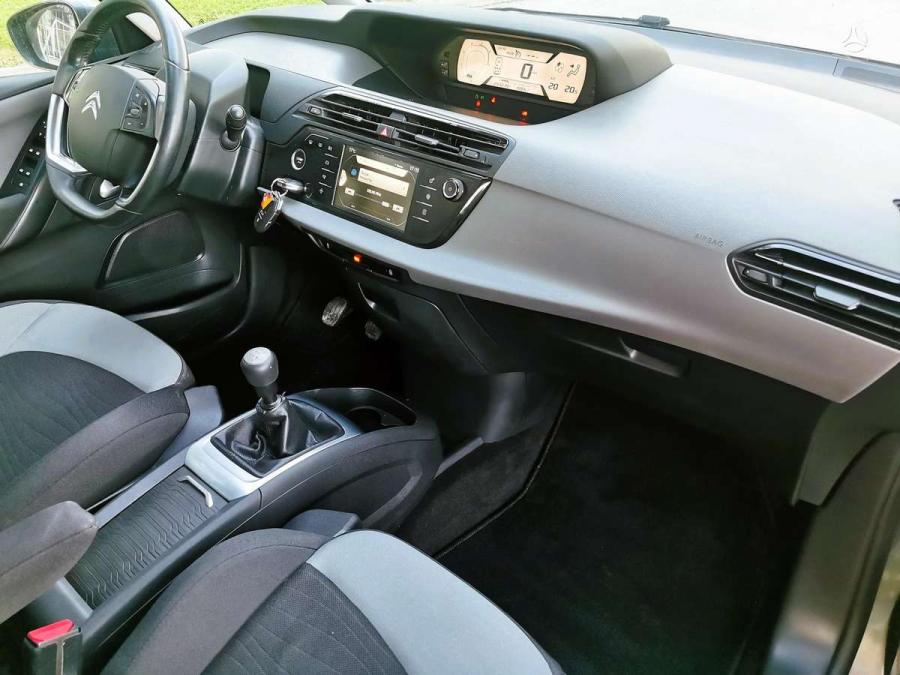 Pelēks Citroen Grand C4 Picasso 2015 Kauņa, ar dzinēja tilpumu 1.56 L un nobraukumu 250 tūkst. km par 4950 €, foto 13 vietnē AUTOMOTO.COM.LV