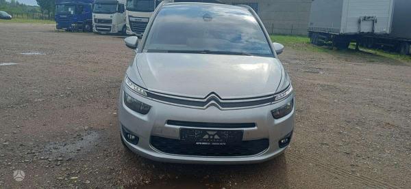 Grey Citroen Grand C4 Picasso 2015 in Kaunas, with an engine capacity of 1.56 L and mileage of 247 thousand km for 3999 €, photo 3 on AUTOMOTO.COM.LV
