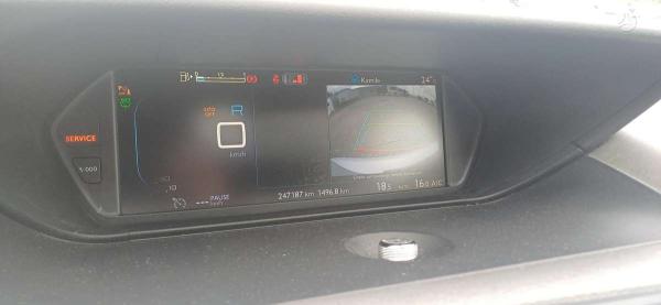 Grey Citroen Grand C4 Picasso 2015 in Kaunas, with an engine capacity of 1.56 L and mileage of 247 thousand km for 3999 €, photo 10 on AUTOMOTO.COM.LV
