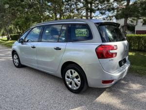 Pelēks Citroen Grand C4 Picasso 2015 Alīta, ar dzinēja tilpumu 1.20 L un nobraukumu 148 tūkst. km par 4999 €, foto 9 vietnē AUTOMOTO.COM.LV
