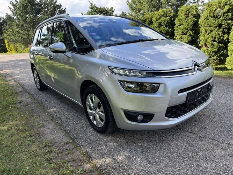 Pelēks Citroen Grand C4 Picasso 2015 Alīta, ar dzinēja tilpumu 1.20 L un nobraukumu 148 tūkst. km par 4999 €, foto 14 vietnē AUTOMOTO.COM.LV