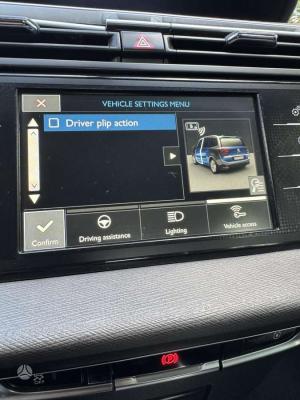 Pelēks Citroen Grand C4 Picasso 2015 Alīta, ar dzinēja tilpumu 1.20 L un nobraukumu 148 tūkst. km par 4999 €, foto 35 vietnē AUTOMOTO.COM.LV