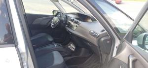 Grey Citroen Grand C4 Picasso 2015 in Kaunas, with an engine capacity of 1.56 L and mileage of 247 thousand km for 4000 €, photo 10 on AUTOMOTO.COM.LV