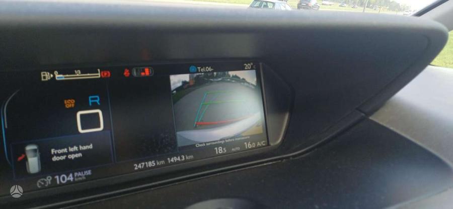 Grey Citroen Grand C4 Picasso 2015 in Kaunas, with an engine capacity of 1.56 L and mileage of 247 thousand km for 4000 €, photo 11 on AUTOMOTO.COM.LV