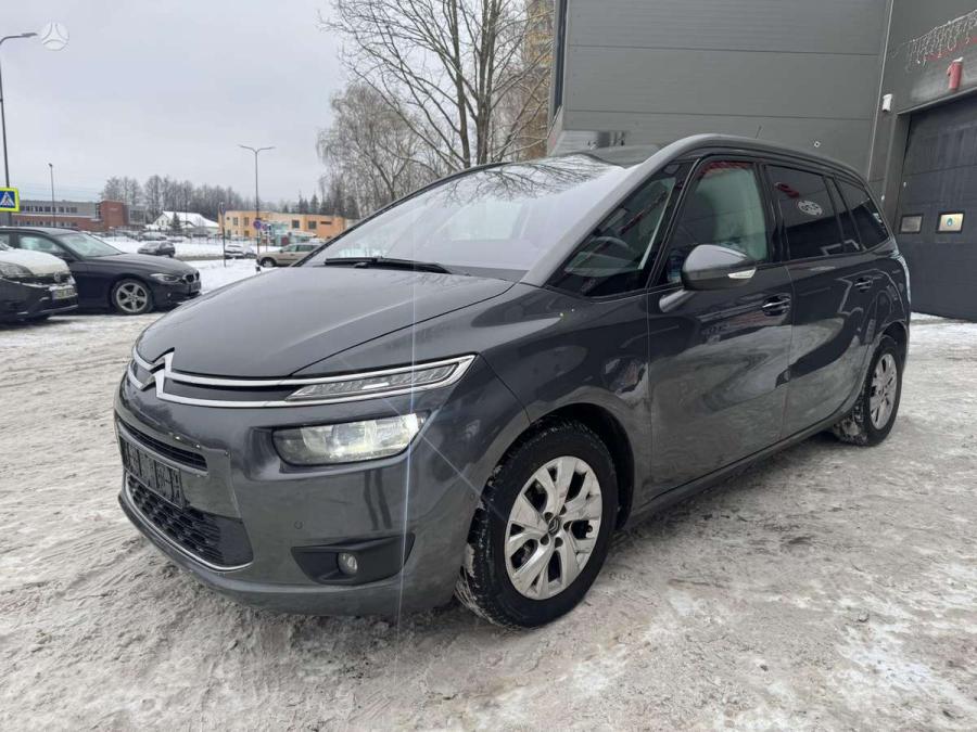 Grey Citroen Grand C4 Picasso 2016 in Kaunas, with an engine capacity of 1.56 L and mileage of 245 thousand km for 5550 €, photo 1 on AUTOMOTO.COM.LV