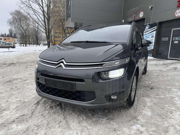 Pelēks Citroen Grand C4 Picasso 2016 Kauņa, ar dzinēja tilpumu 1.56 L un nobraukumu 245 tūkst. km par 5550 €, foto 2 vietnē AUTOMOTO.COM.LV