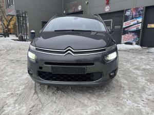Grey Citroen Grand C4 Picasso 2016 in Kaunas, with an engine capacity of 1.56 L and mileage of 245 thousand km for 5550 €, photo 4 on AUTOMOTO.COM.LV