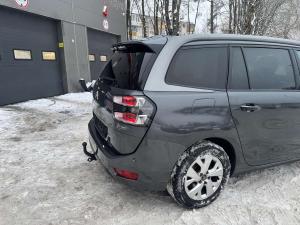 Grey Citroen Grand C4 Picasso 2016 in Kaunas, with an engine capacity of 1.56 L and mileage of 245 thousand km for 5550 €, photo 10 on AUTOMOTO.COM.LV