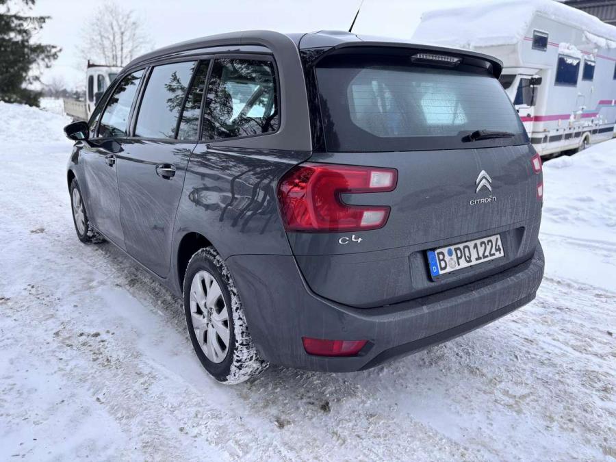 Pelēks Citroen Grand C4 Picasso 2016 Gargždai, ar dzinēja tilpumu 1.56 L un nobraukumu 33 tūkst. km par 8499 €, foto 7 vietnē AUTOMOTO.COM.LV