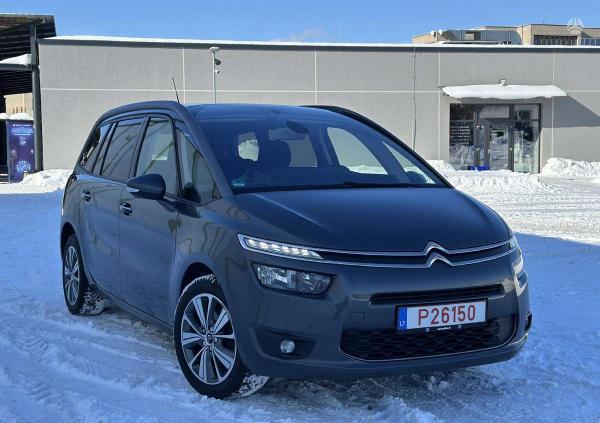 Pelēks Citroen Grand C4 Picasso 2016 Raseiniai, ar dzinēja tilpumu 1.20 L un nobraukumu 170 tūkst. km par 5500 €, foto 1 vietnē AUTOMOTO.COM.LV