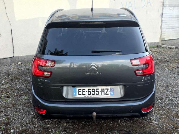 Grey Citroen Grand C4 Picasso 2016 in Siauliai, with an engine capacity of 1.56 L and mileage of 202 thousand km for 5900 €, photo 3 on AUTOMOTO.COM.LV