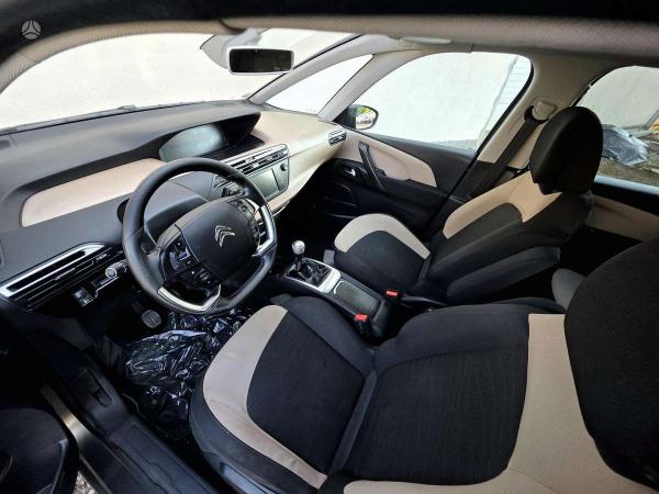 Grey Citroen Grand C4 Picasso 2016 in Siauliai, with an engine capacity of 1.56 L and mileage of 202 thousand km for 5900 €, photo 10 on AUTOMOTO.COM.LV