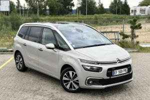 Grey Citroen Grand C4 Picasso 2016 in Taurage, with an engine capacity of 1.20 L and mileage of 199 thousand km for 7200 €, photo 8 on AUTOMOTO.COM.LV