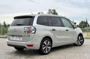 Grey Citroen Grand C4 Picasso 2016 in Taurage, with an engine capacity of 1.20 L and mileage of 199 thousand km for 7200 €, photo 14 on AUTOMOTO.COM.LV