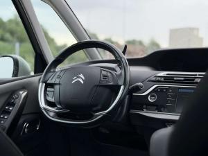 Grey Citroen Grand C4 Picasso 2016 in Taurage, with an engine capacity of 1.20 L and mileage of 199 thousand km for 7200 €, photo 34 on AUTOMOTO.COM.LV