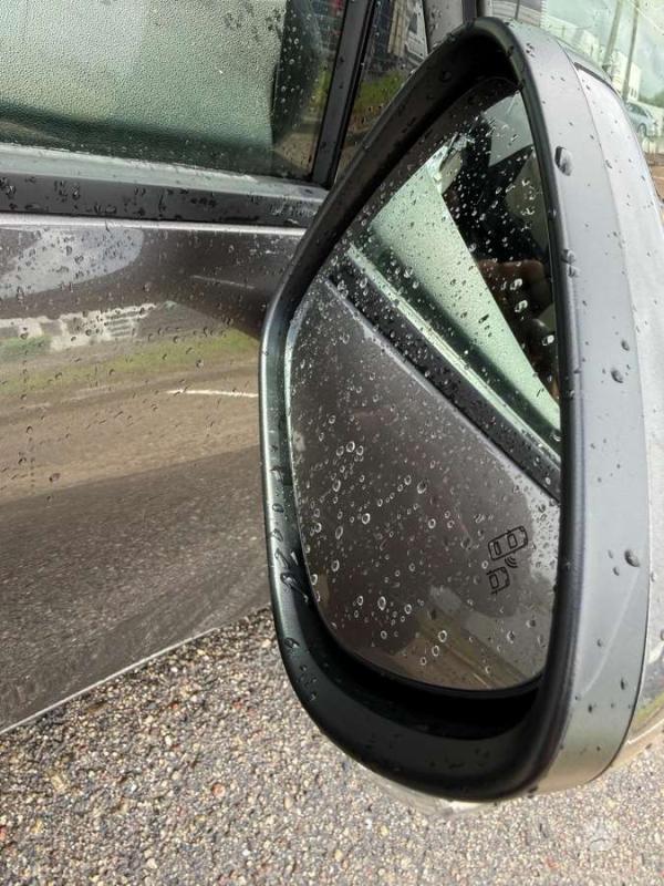 Grey Citroen Grand C4 Picasso 2016 in Vilnius, with an engine capacity of 1.56 L and mileage of 260 thousand km for 6000 €, photo 9 on AUTOMOTO.COM.LV