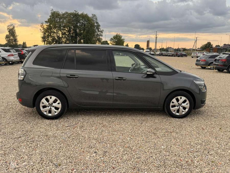 Pelēks Citroen Grand C4 Picasso 2016 Tauragė, ar dzinēja tilpumu 1.56 L un nobraukumu 202 tūkst. km par 5900 €, foto 6 vietnē AUTOMOTO.COM.LV