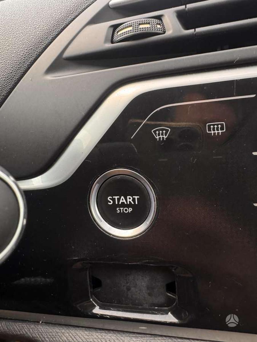 Pelēks Citroen Grand C4 Picasso 2016 Tauragė, ar dzinēja tilpumu 1.56 L un nobraukumu 202 tūkst. km par 5900 €, foto 19 vietnē AUTOMOTO.COM.LV