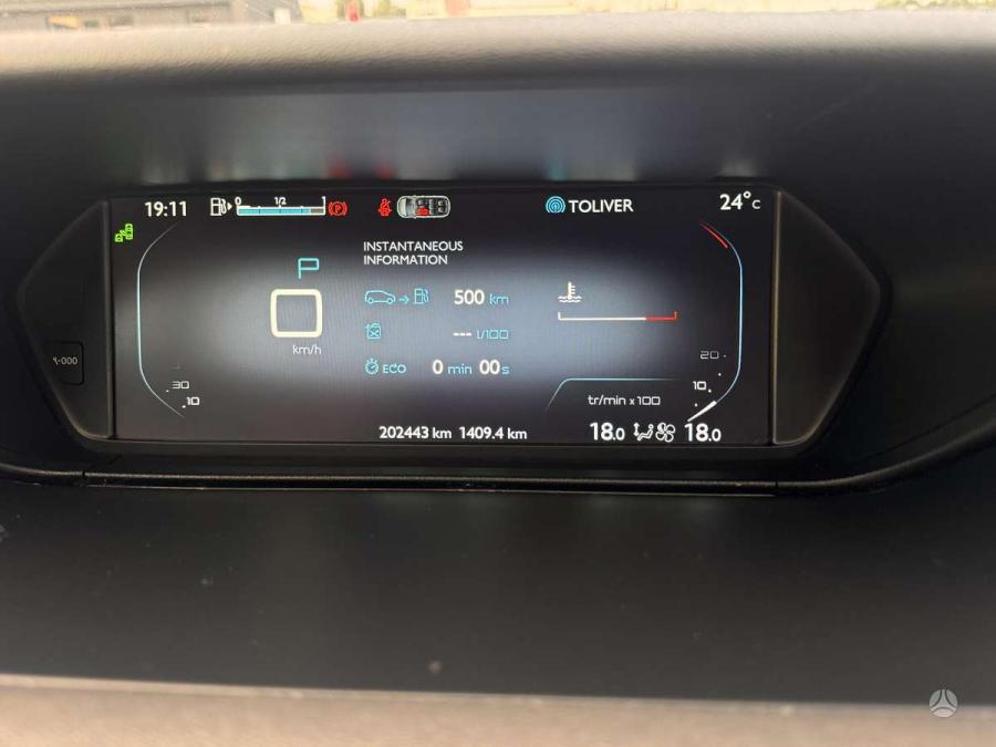 Pelēks Citroen Grand C4 Picasso 2016 Tauragė, ar dzinēja tilpumu 1.56 L un nobraukumu 202 tūkst. km par 5900 €, foto 22 vietnē AUTOMOTO.COM.LV