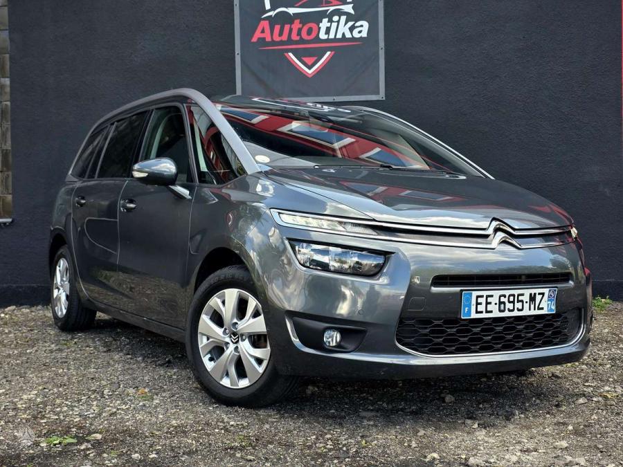 Grey Citroen Grand C4 Picasso 2016 in Siauliai, with an engine capacity of 1.56 L and mileage of 202 thousand km for 5900 €, photo 1 on AUTOMOTO.COM.LV
