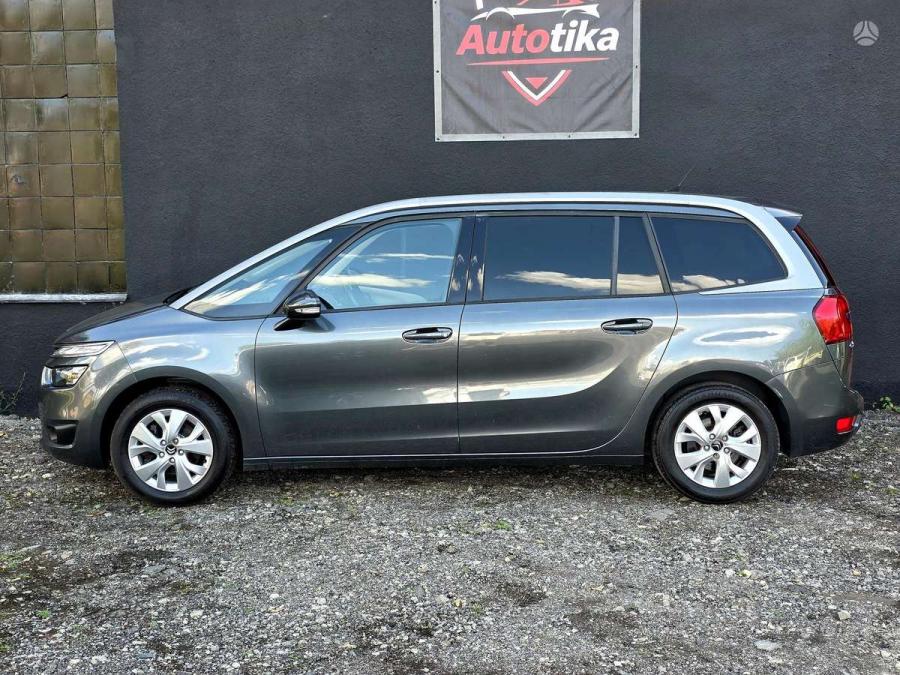 Grey Citroen Grand C4 Picasso 2016 in Siauliai, with an engine capacity of 1.56 L and mileage of 202 thousand km for 5900 €, photo 5 on AUTOMOTO.COM.LV