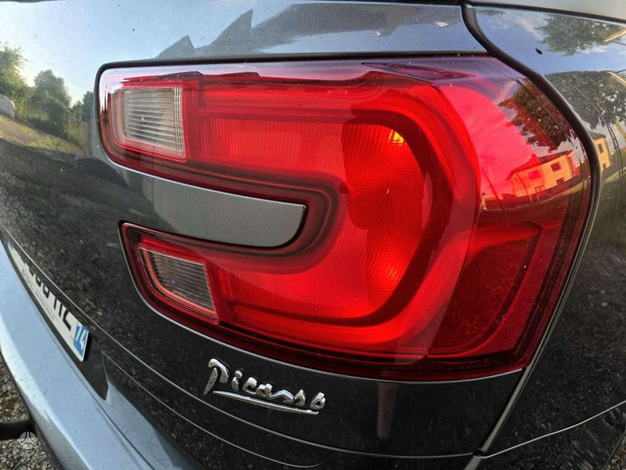 Grey Citroen Grand C4 Picasso 2016 in Siauliai, with an engine capacity of 1.56 L and mileage of 202 thousand km for 5900 €, photo 13 on AUTOMOTO.COM.LV