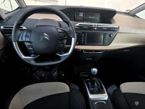 Grey Citroen Grand C4 Picasso 2016 in Siauliai, with an engine capacity of 1.56 L and mileage of 202 thousand km for 5900 €, photo 22 on AUTOMOTO.COM.LV
