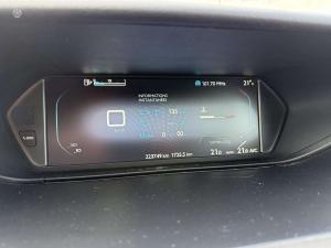 Grey Citroen Grand C4 Picasso 2016 in Vilnius, with an engine capacity of 1.56 L and mileage of 223 thousand km for 6600 €, photo 11 on AUTOMOTO.COM.LV
