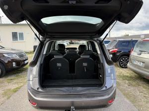 Grey Citroen Grand C4 Picasso 2016 in Vilnius, with an engine capacity of 1.56 L and mileage of 223 thousand km for 6600 €, photo 16 on AUTOMOTO.COM.LV